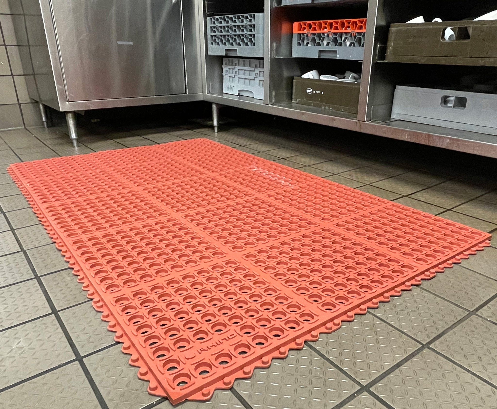 K-Series® Drain Thru Interlocking – Rhino Mats